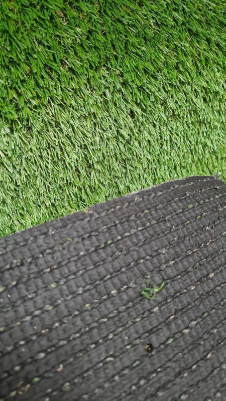 Césped Pasto Sintético Bicolor 20mm Ancho 2 Metros - ABETE | Pisos ...